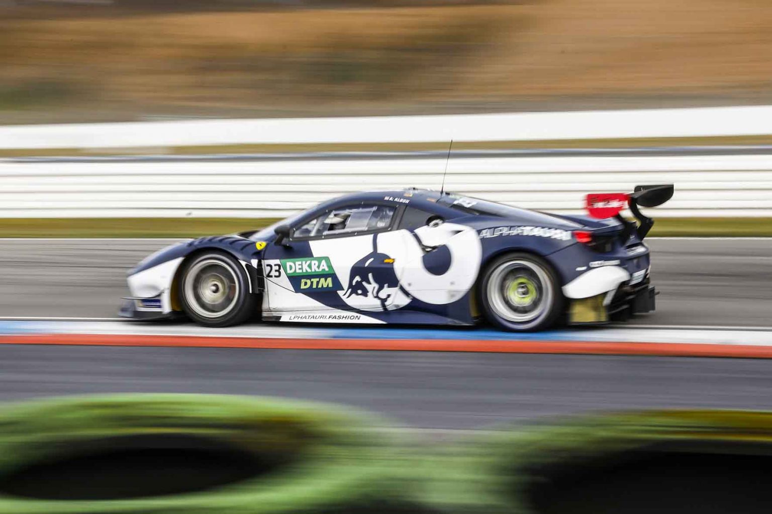 Starterfeld der DTM 2021 mit 19 Fahrern und fünf Marken – ISPFD // IPD