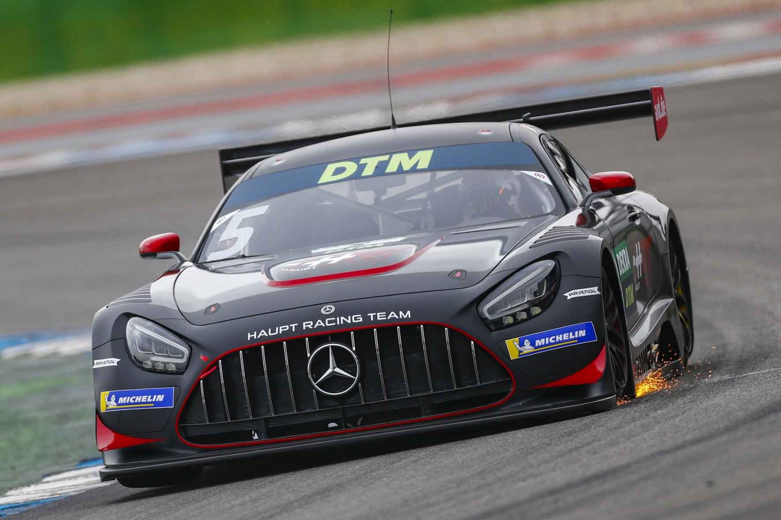 Starterfeld der DTM 2021 mit 19 Fahrern und fünf Marken – ISPFD // IPD